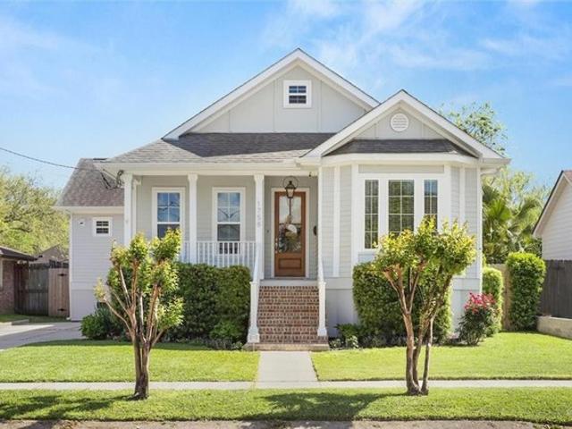 1758 Burbank Dr, New Orleans, LA 70122