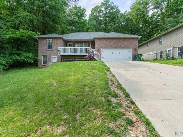 1758 Bella Vista Dr, Jackson, MO 63755