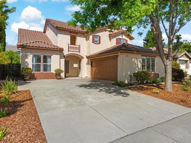 1758 River Oaks Cir, Fairfield, CA 94533