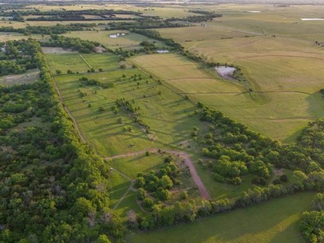 1758 60th St, Severy, KS 67137