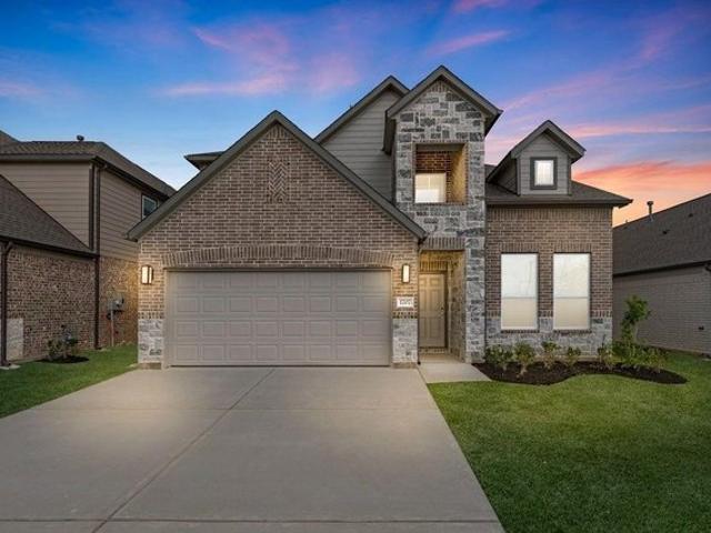 1759 Pecan Woods Ln, Conroe, TX 77301