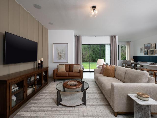 17507 Tulip Willow Way