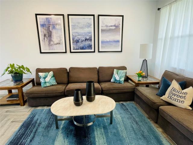 17508 Panorama Dr
