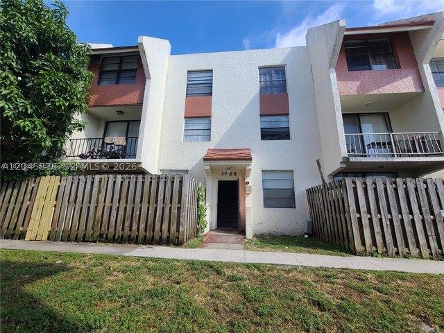 1750 NW 55th Ave Apt 103, Lauderhill, FL 33313