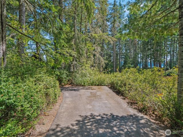 1750 N Colony Surf Drive