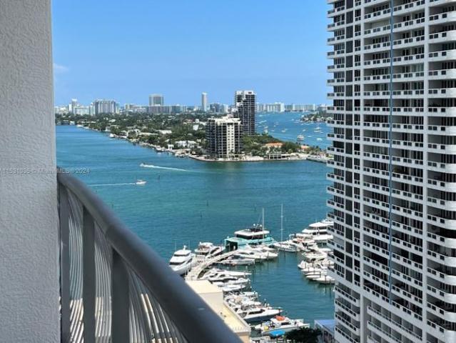 1750 N Bayshore Dr #2108, Miami, FL 33132