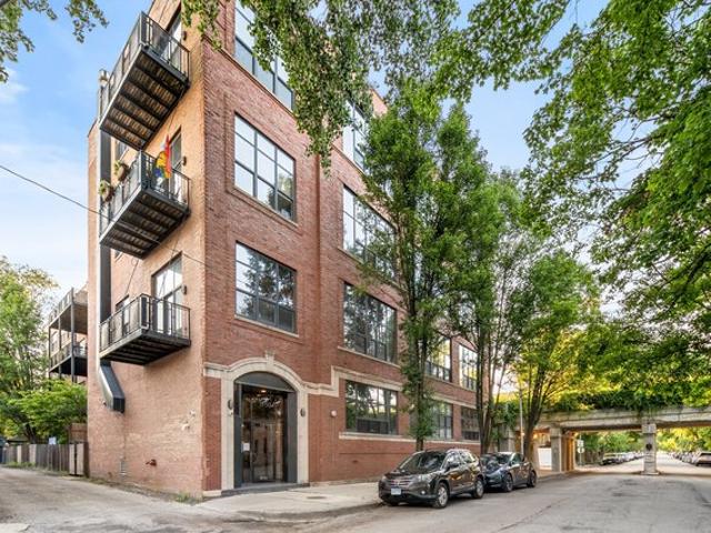 1750 N Wolcott Ave Apt 304, Chicago, IL 60622