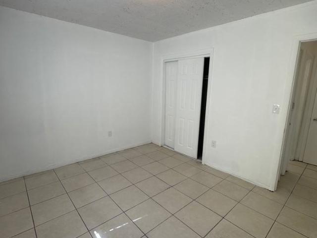 1750 NE 149 ST 2 Bedroom Apartment for Rent at 1750 Ne 149th St, Golden Glades, FL 33181 Arch Creek Estates