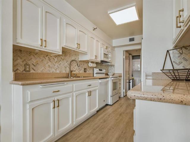 1750 Avenida Del Mundo, Unit 601, Coronado, CA 92118 | MLS #PTP2604