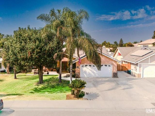 1750 Bay Meadows Dr, Wasco, CA 93280