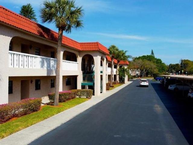 1750 Belleair Forest Dr #C17, Belleair, FL 33756