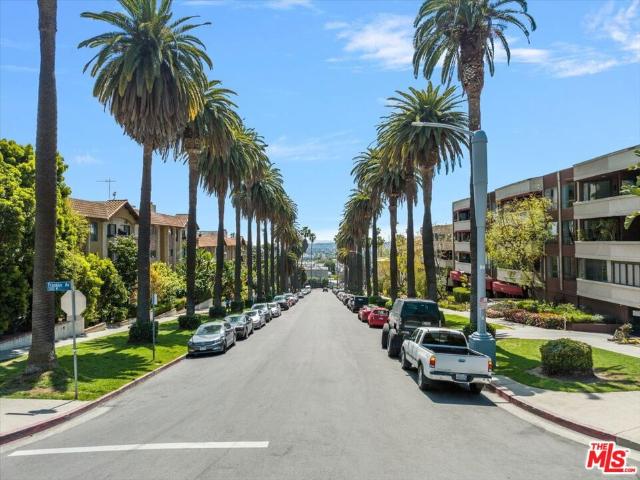 1750 Camino Palmero Street 237