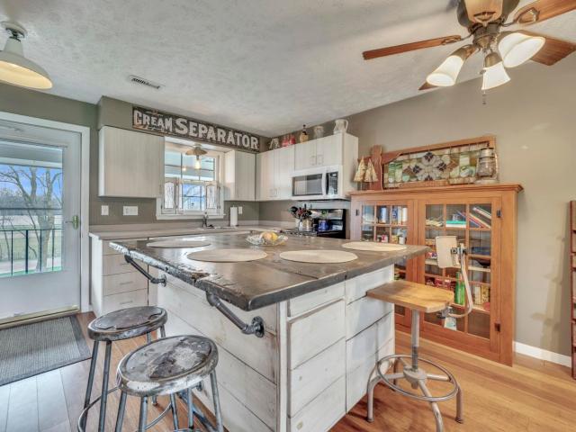 1750 Country Club Drive # 209