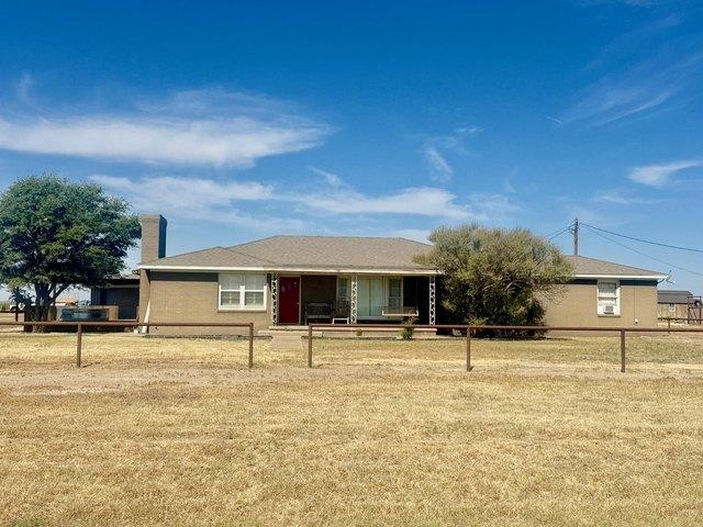 1750 County Road 81, Lockney, TX 79241