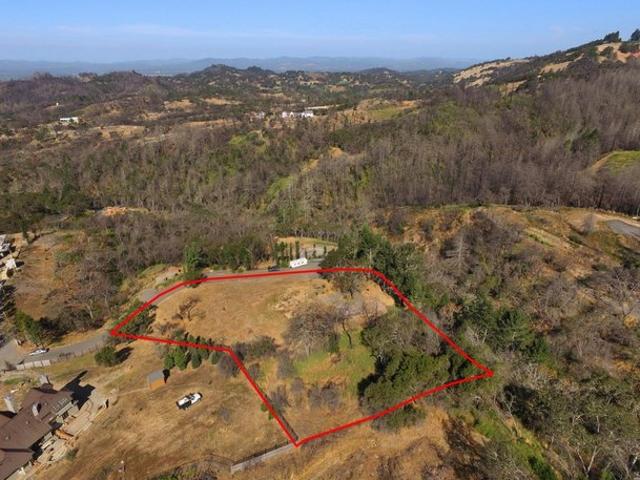 1750 Crystal Springs Ct, Santa Rosa, CA 95404