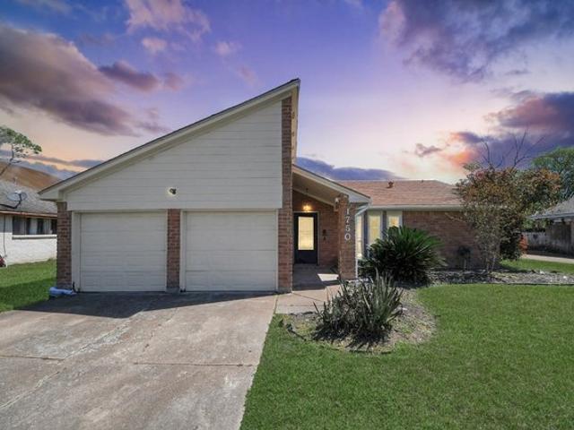 1750 Hilton Head Dr, Missouri City, TX 77459