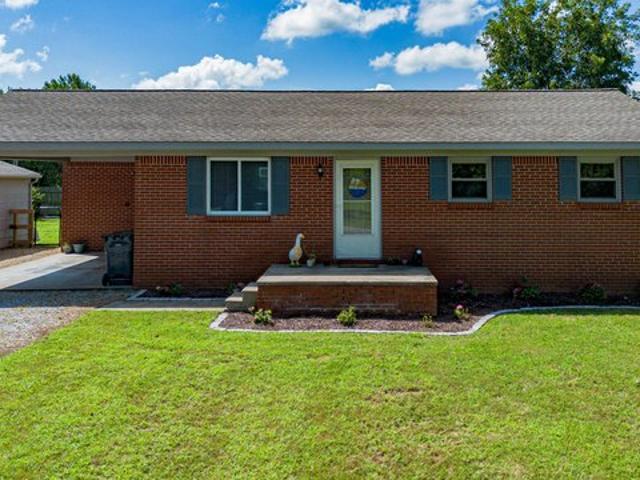 1750 Lambert Dr, Paducah, KY 42003