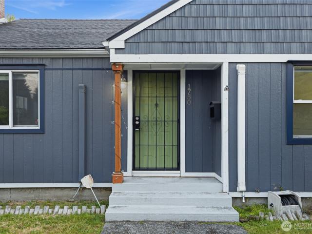 1750 S Anderson Street # 1