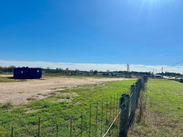 1750 S Fm 1626