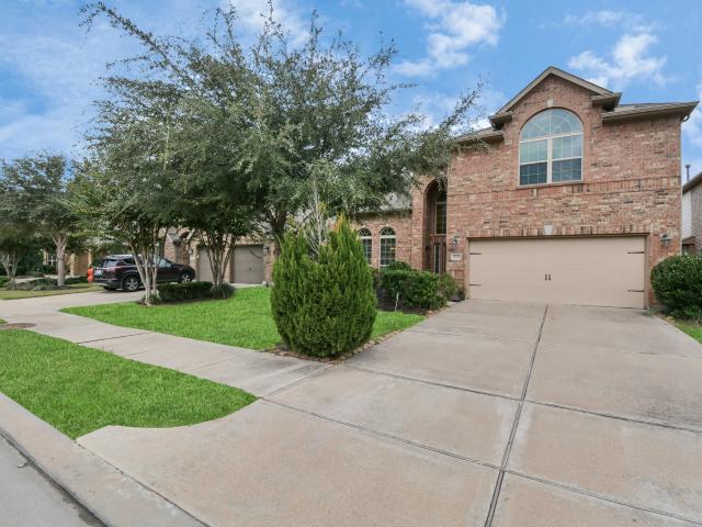17510 Woodfalls Lane