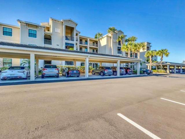 17510 Gawthrop Dr Unit 404, Bradenton, FL 34211