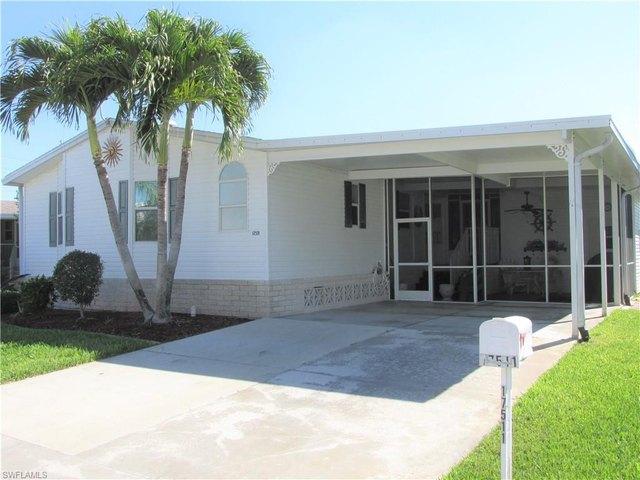 17511 Primrose Ct, Fort Myers Beach, FL 33931