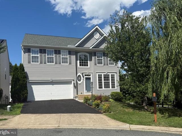 17515 Mina Ln, Dumfries, VA 22025