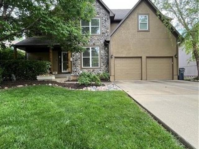 17519 W 157th Ter, Olathe, KS 66062