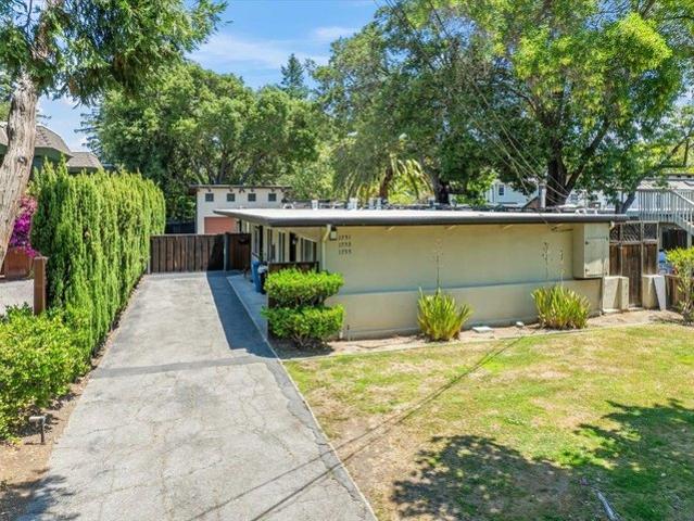 1751 Alma St, Palo Alto, CA 94301