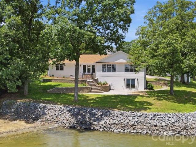 1751 Aragon Beach Rd, Rock Hill, SC 29732