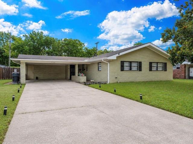1751 Bayou Drive