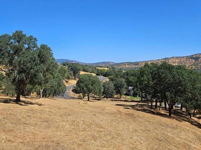 1751 Choctaw Rd, Copperopolis, CA 95228
