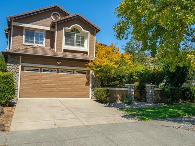 1751 Inverness Dr, Petaluma, CA 94954