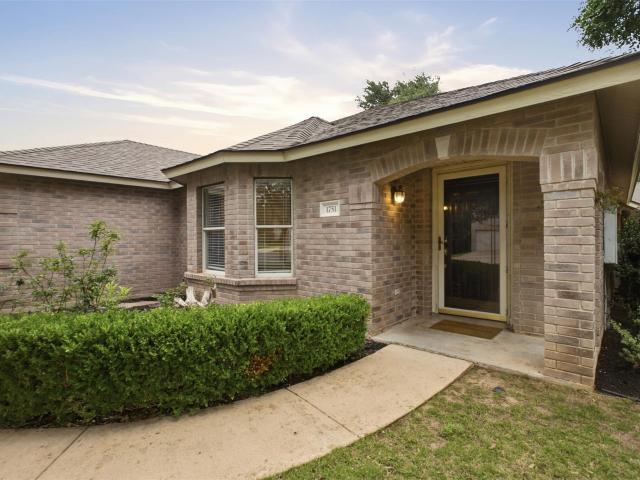 1751 Star Light Cir
