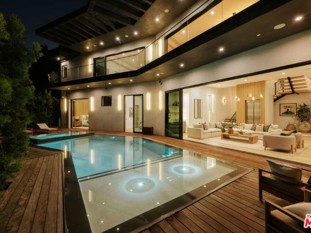 1751 Sunset Plaza Drive