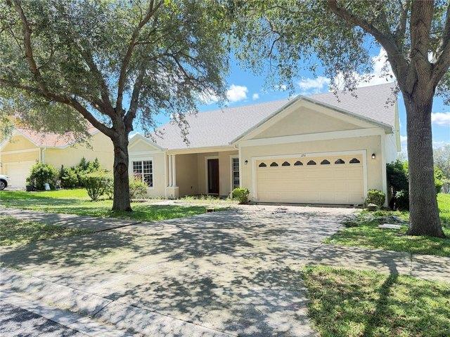 1751 Southern Oak Loop, Minneola, FL 34715