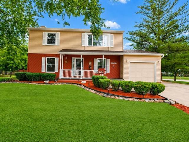 1751 Taft Ave, Rolling Meadows, IL 60008