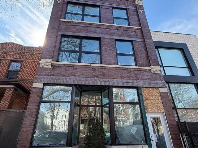 1751 W Superior St 2F, Chicago, IL
