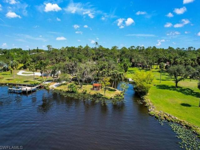 17520 Taylor Rd, Alva, FL 33920