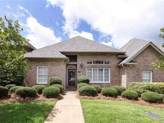 1752 Brookview Ct, Auburn, AL 36830