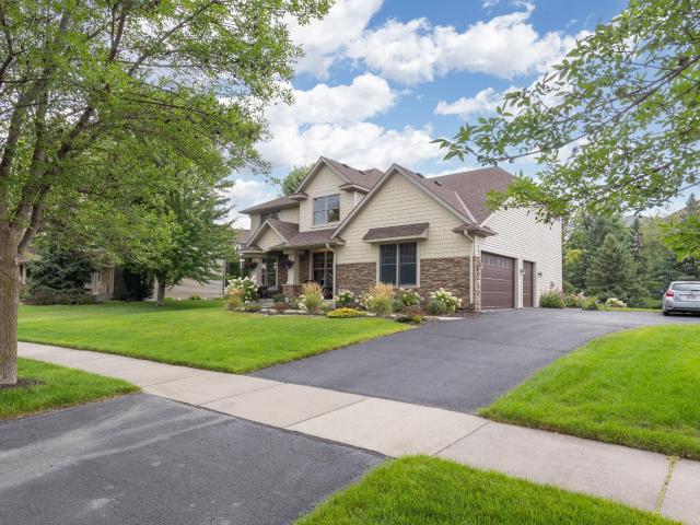 1752 Carriage Drive