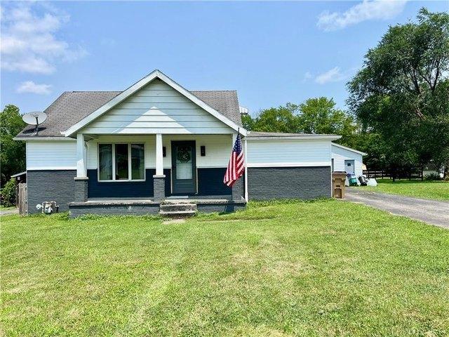 1752 S Eighty Eight Rd, Greensboro, PA 15338