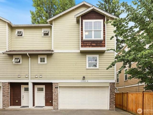 1752 th Ave NE Unit B, Shoreline, WA 98155