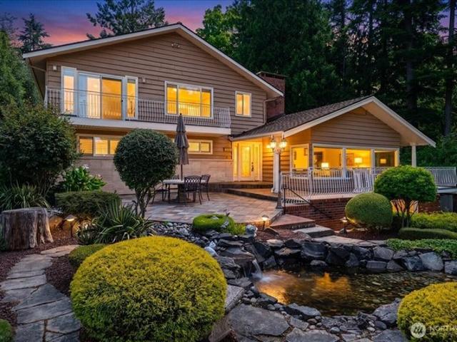 1752 th Ave NW, Shoreline, WA 98177
