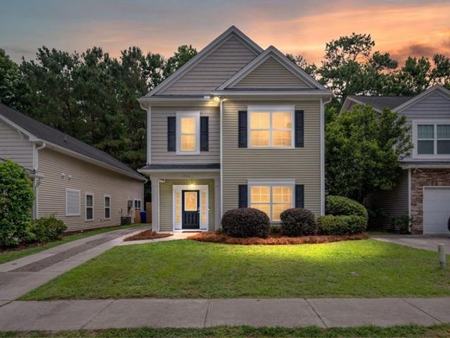 1752 Towne St, Johns Island, SC 29455