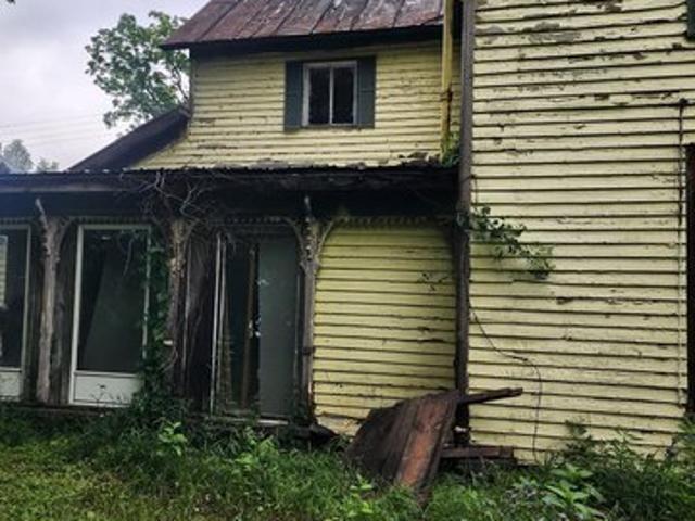 1752 Wakefield Mound Rd, Piketon, OH 45661