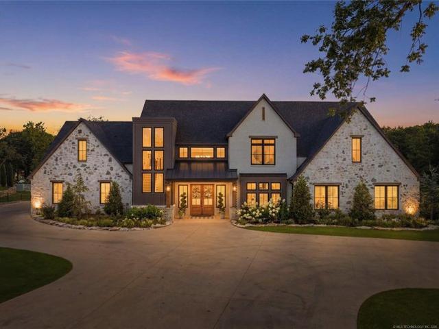17530 E Anthem Ridge Rd, Owasso, OK 74055