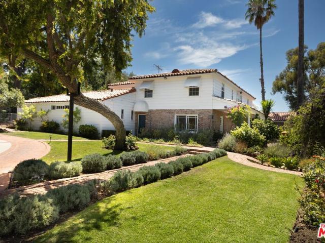 17534 Corinthian Drive
