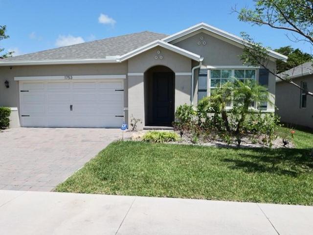 1753 NE White Pine Ter, Ocean Breeze, FL 34957