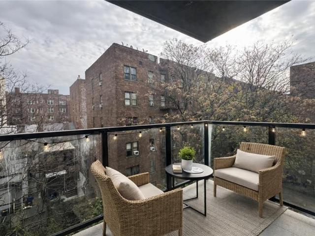 1753 East 12th Street # 5D